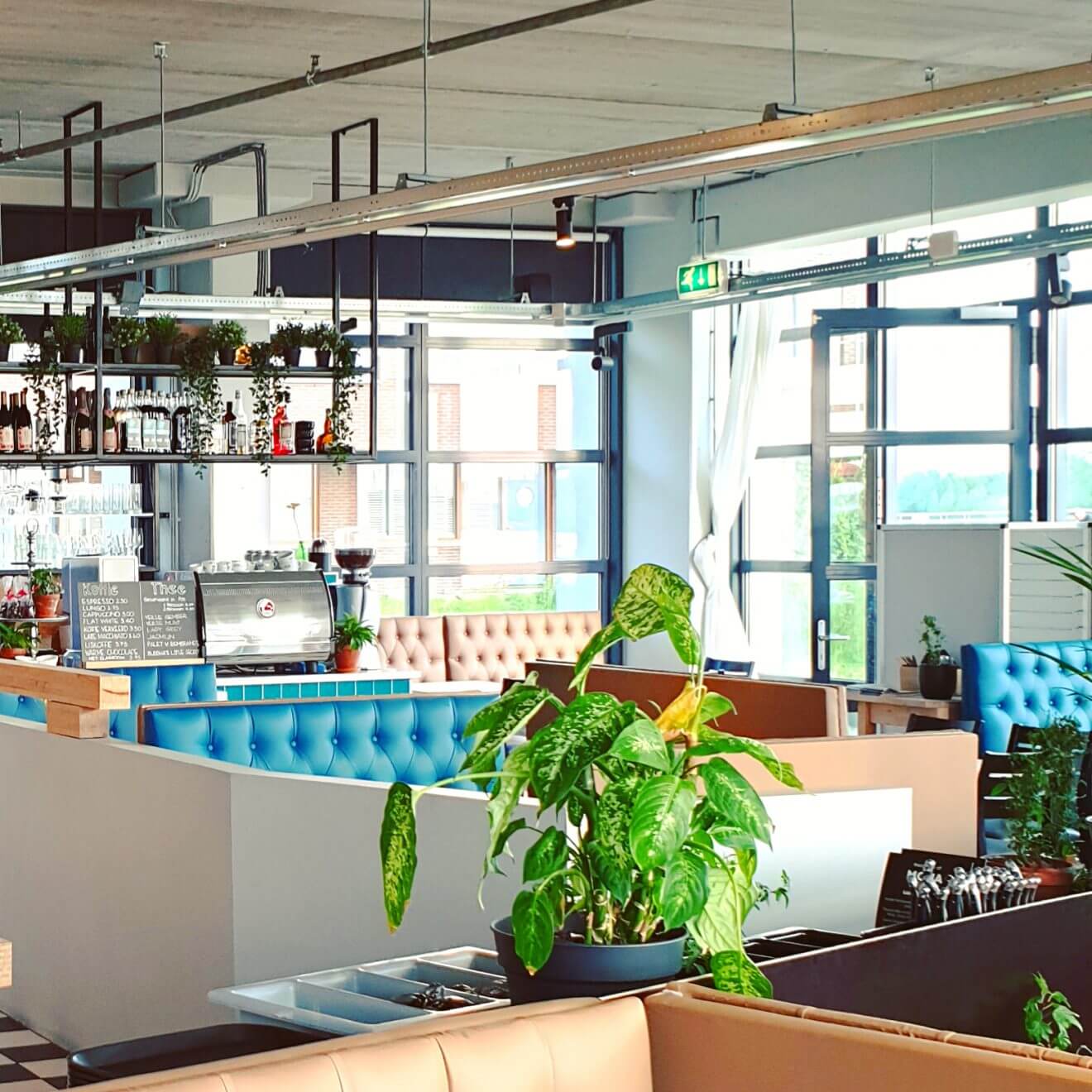 Uit eten met kinderen: kindvriendelijk restaurant MOJA in Amsterdam ...