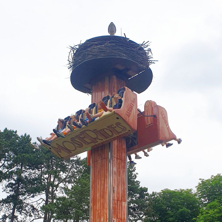 Oud Valkeveen review: sfeervolle kruising tussen pretpark en speeltuin ...