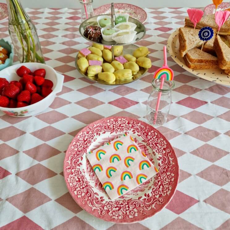 High tea kinderfeestje: leuke tips en ideeën - Leuk met kids Leuk met kids