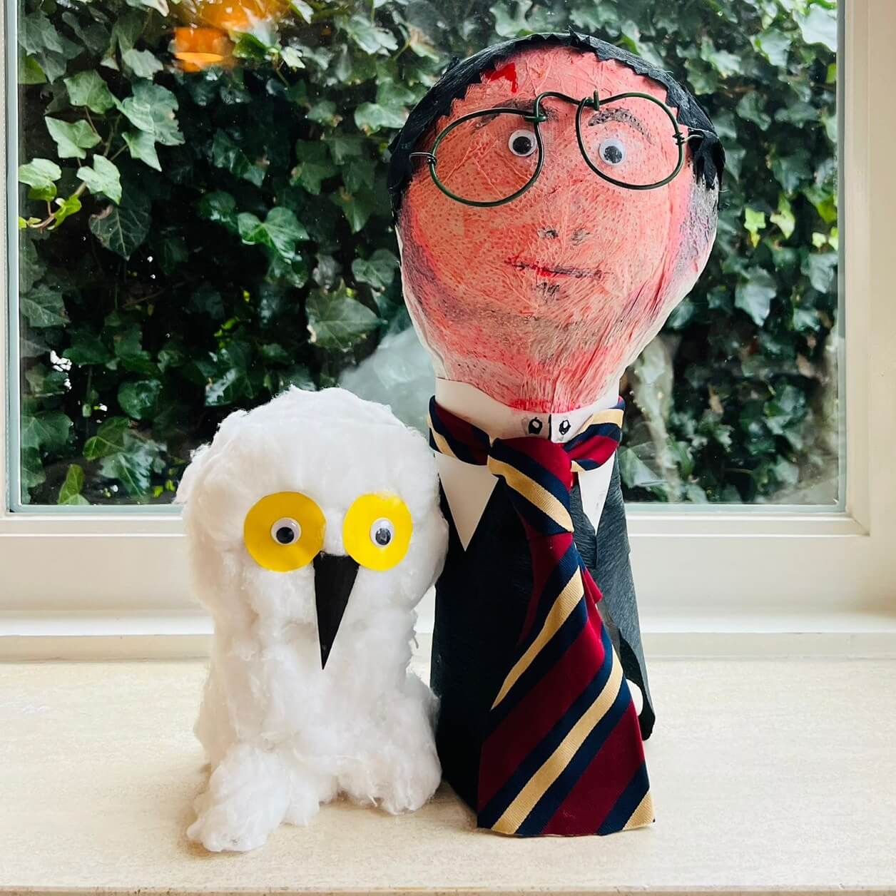 Papier maché zelf maken + leuke ideeën om ermee te knutselen - Leuk met ...