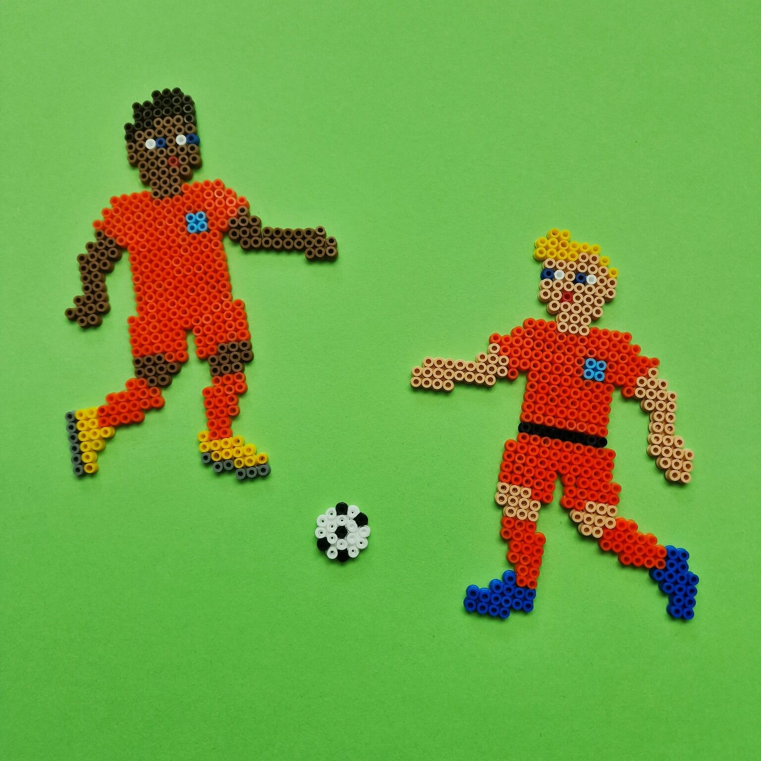 Knutselen voor EK of WK voetbal: 30 leuke ideeën voor oranje - Leuk met ...