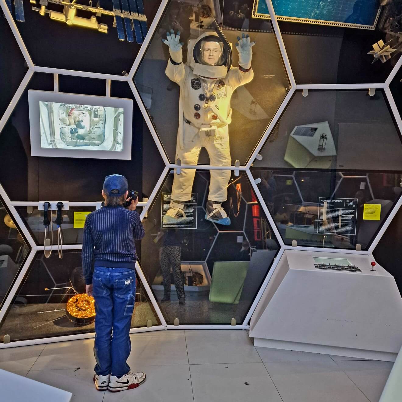 Museon-Omniversum en Kunstmuseum met kinderen in Den Haag - Leuk met ...